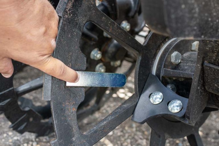 HV-8R22 Sugarbeet Harvester. | Alloway